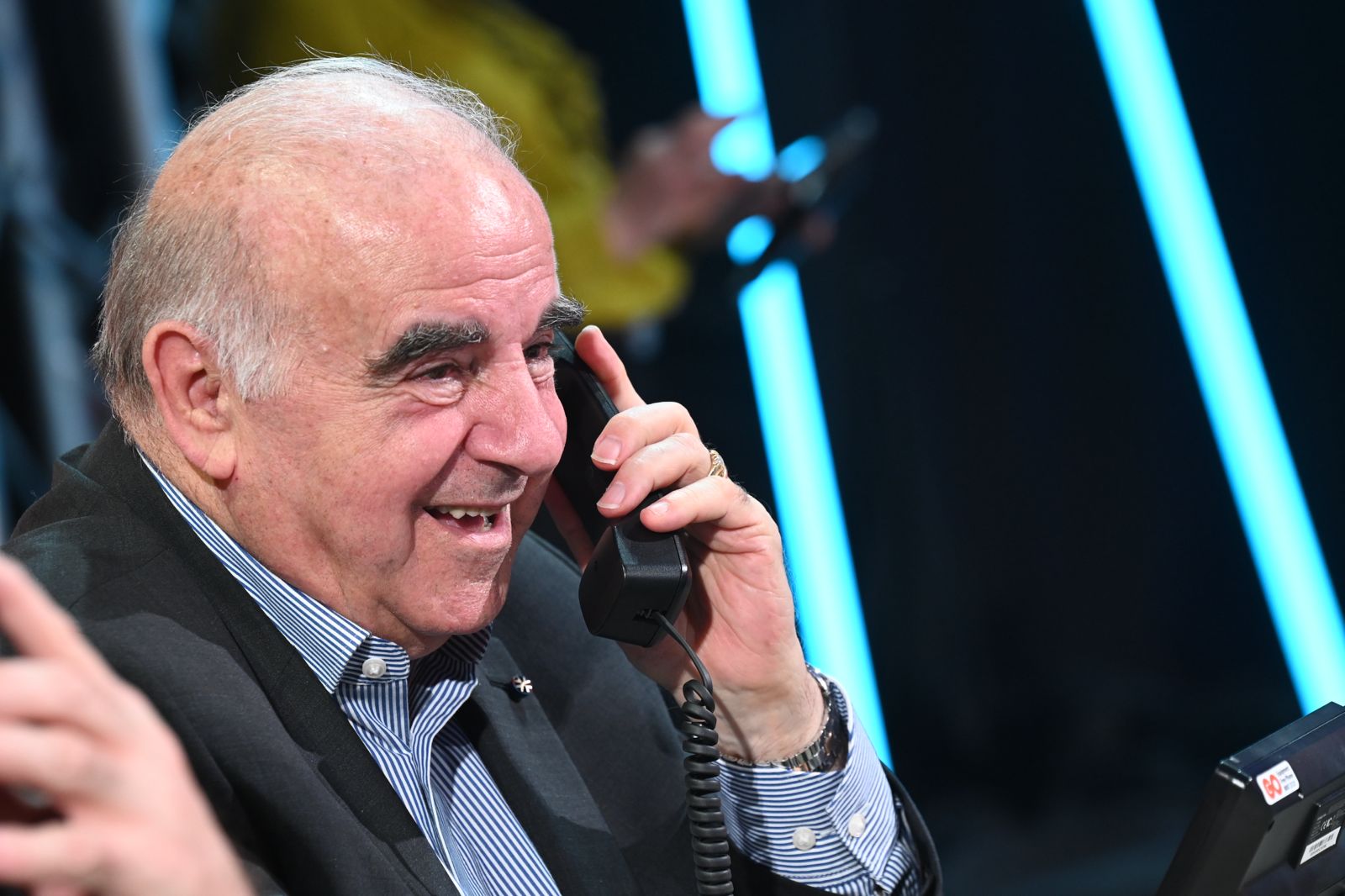 President George Vella spent €30,000 on private jet for Queen’s funeral ...